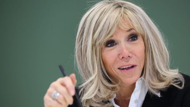 Brigitte Macron Nom De Jeune Fille - Médias Célèbres